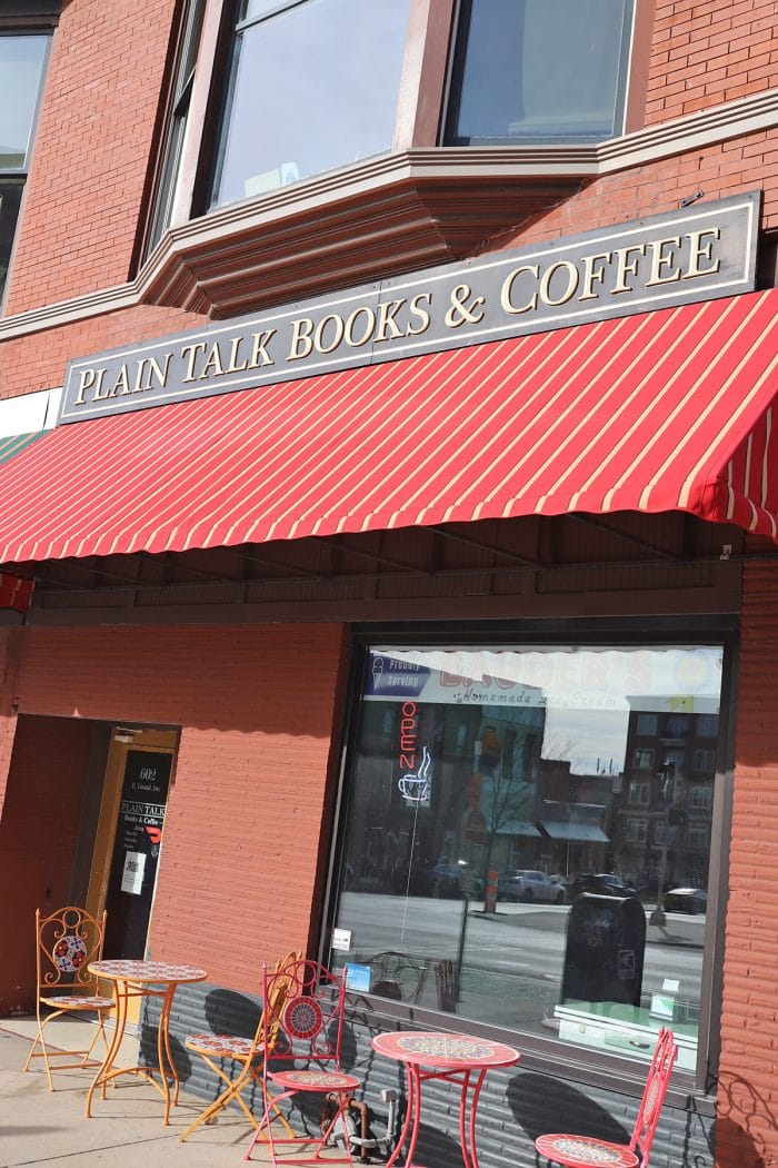 Ultimate Des Moines vegan restaurant guide 2026 - Cadry's Kitchen