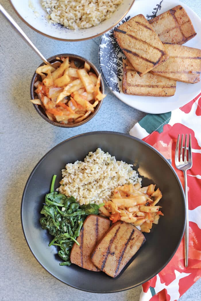 Bulgogi tofu bowls with gochujang marinade - Cadry's Kitchen