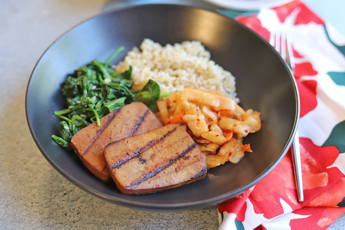 Bulgogi tofu bowls with gochujang marinade - Cadry's Kitchen