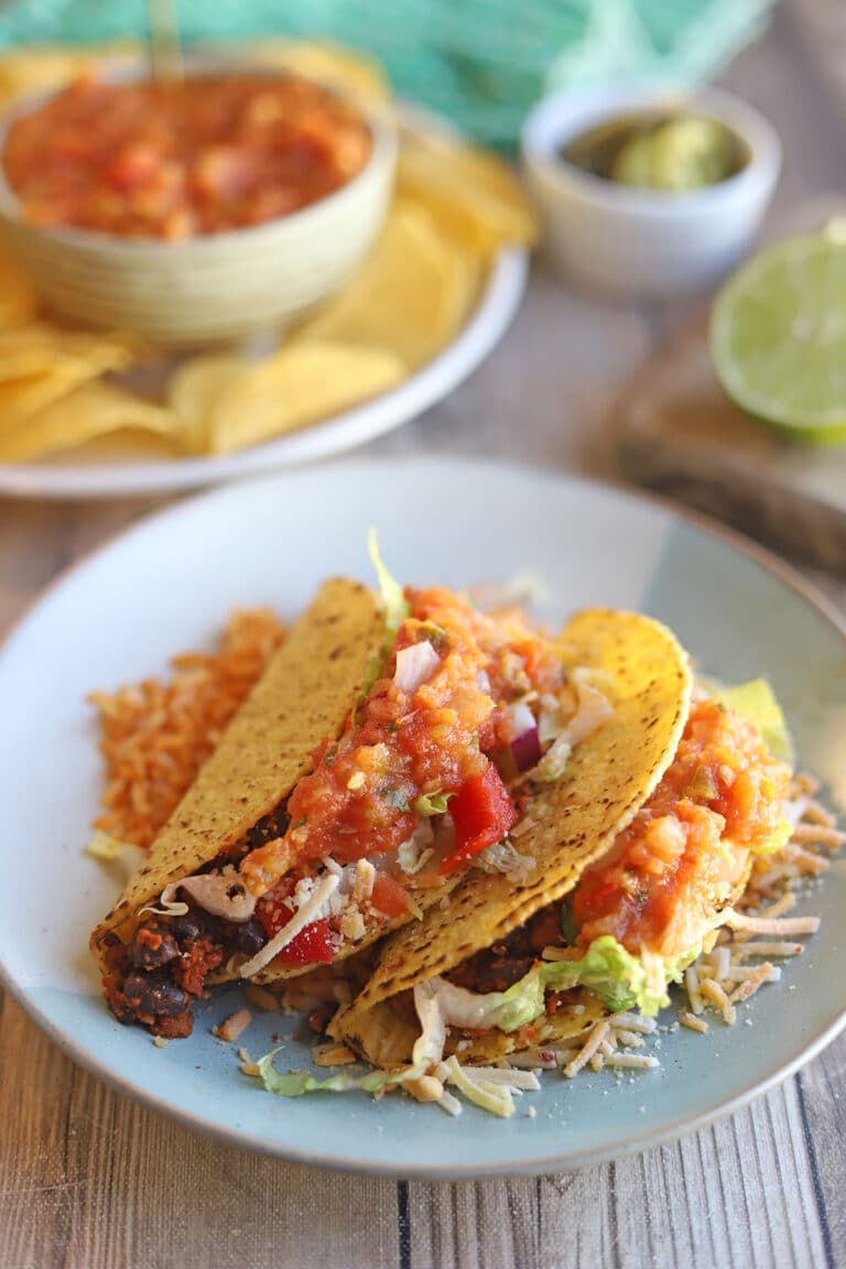 Crunchy soy chorizo tacos with black beans (Easy Trader Joe's dinner ...