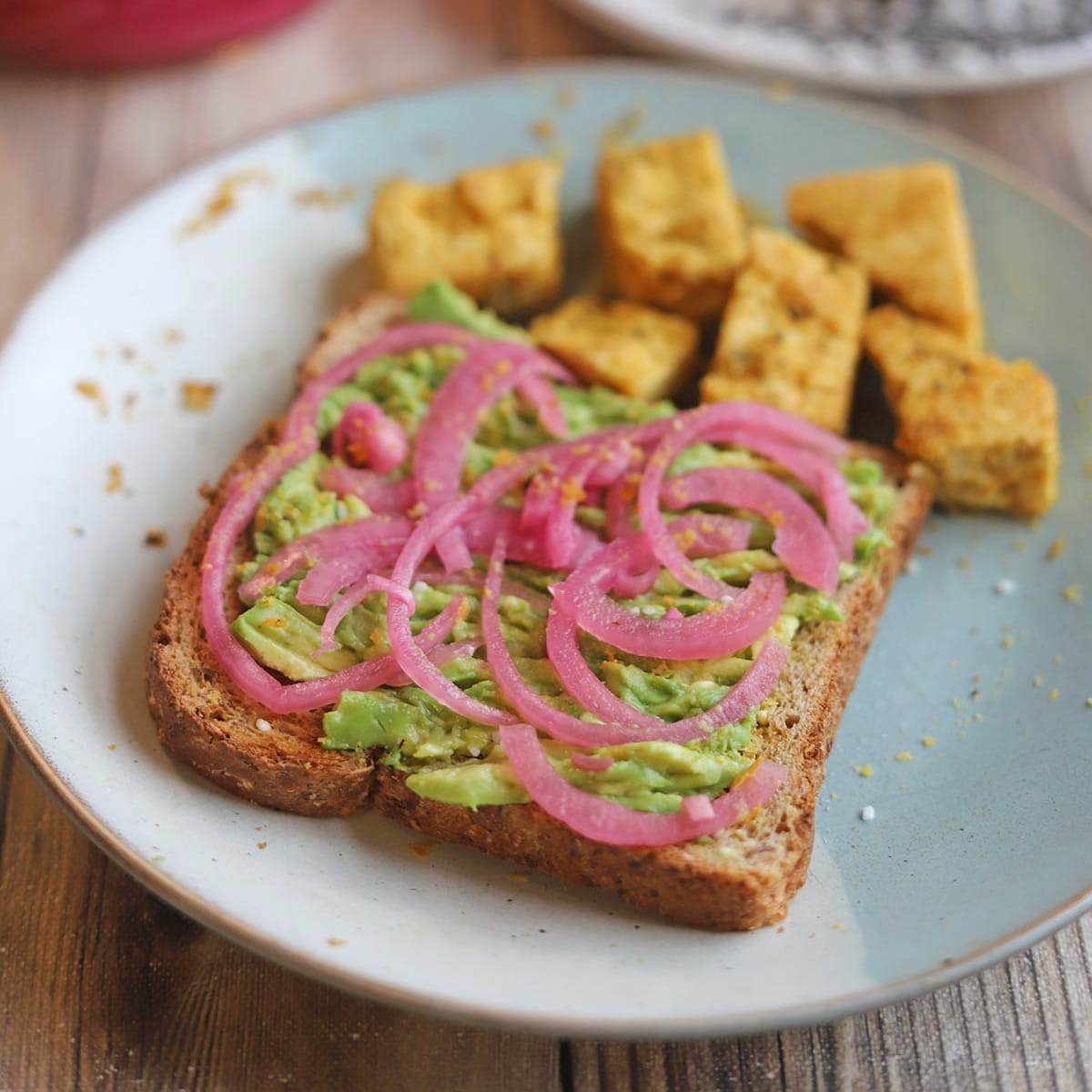 Vegan avocado toast with pickled onions & nutritional yeast (5-minute ...