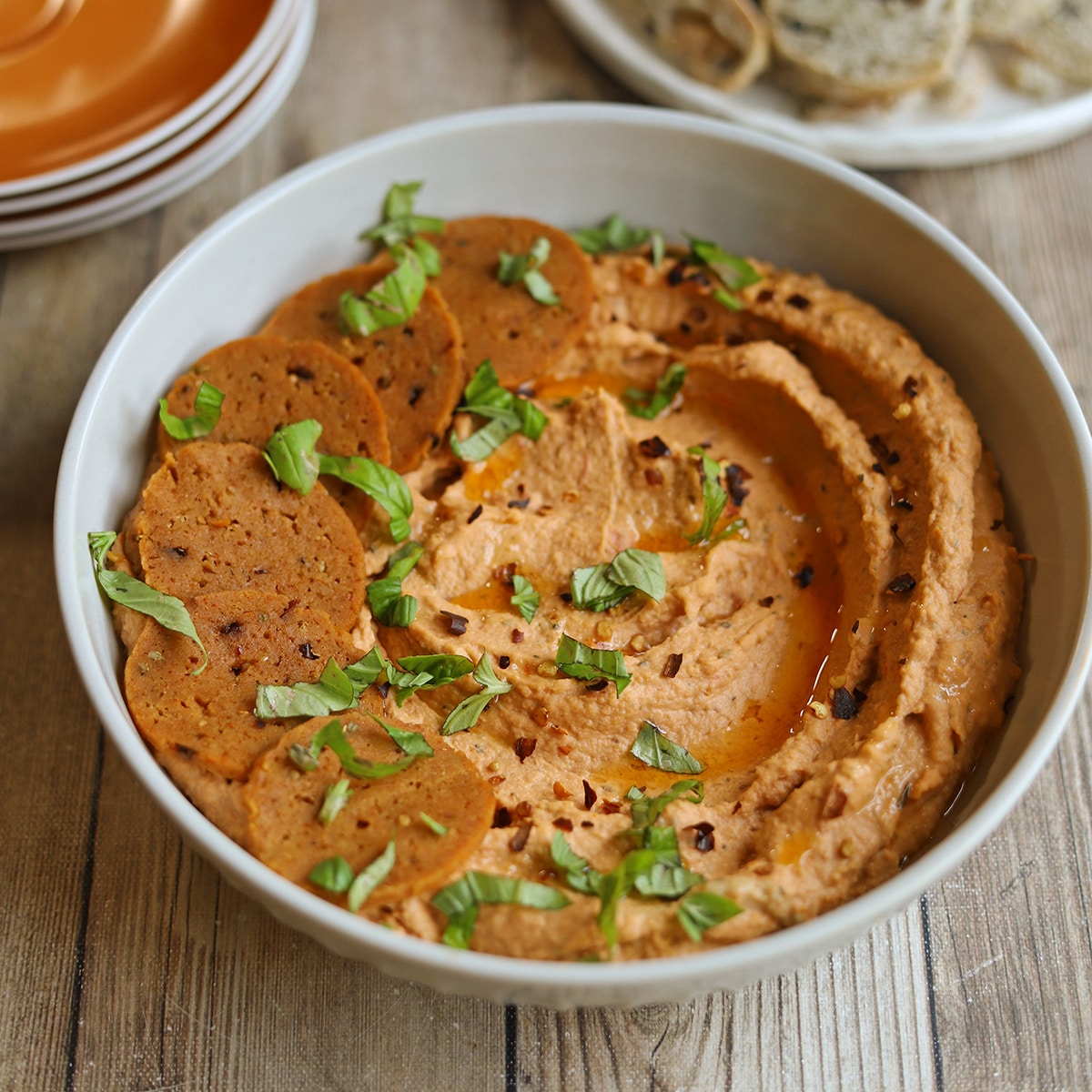 Pizza hummus with sun-dried tomatoes - Cadry's Kitchen