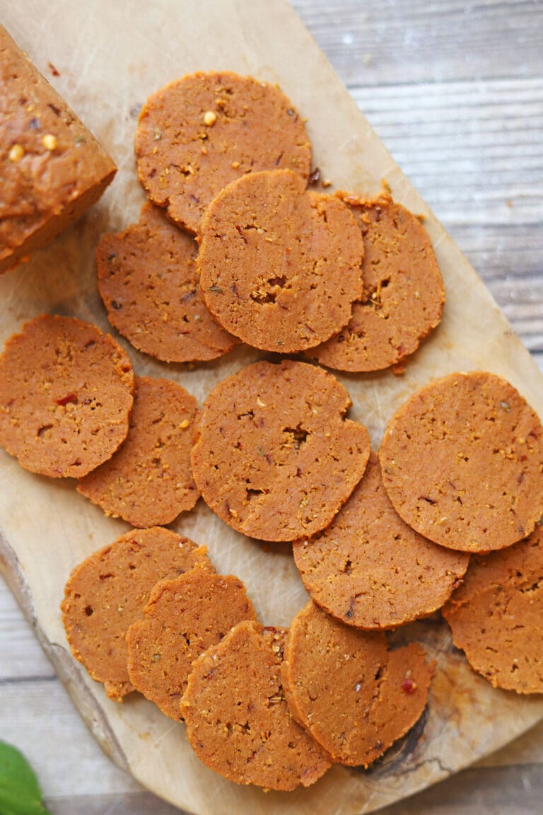 Vegan pepperoni recipe (Perfect for pizza & charcuterie) - Cadry's Kitchen