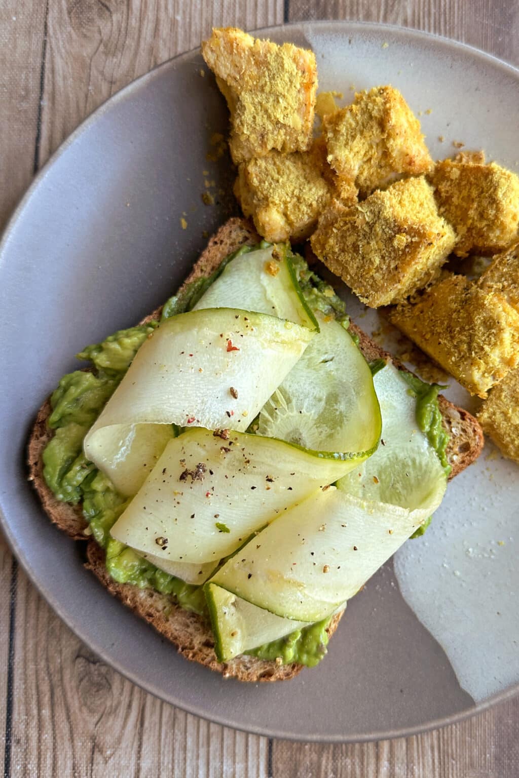 Lemony zucchini ribbons on avocado toast (vegan) - Cadry's Kitchen