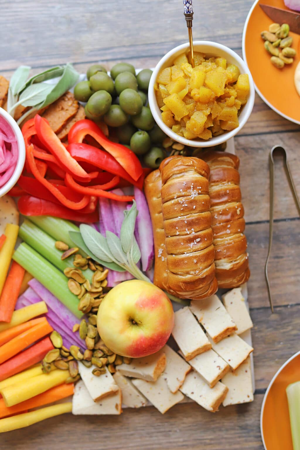 Vegan Thanksgiving charcuterie board (that works all year!) - Cadry's ...